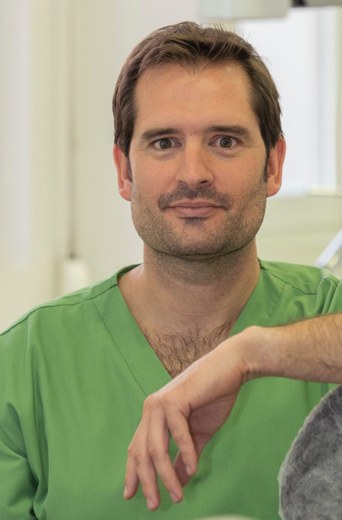 Dr. Isidro Fernández, Jesús - Institución Mississippi